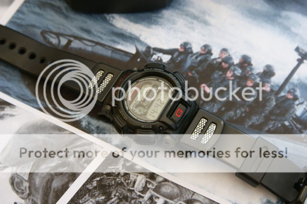 Coin des Affaires - Casio G-Shock DW 9000 Modéle Commando Marine